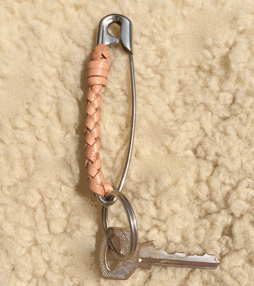 Blanket pin – Golden Hour Leather & Canvas